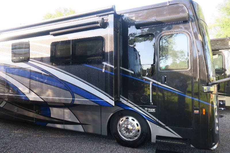 NEW 2018 THOR ARIA 3901 - Overview | Berryland Campers
