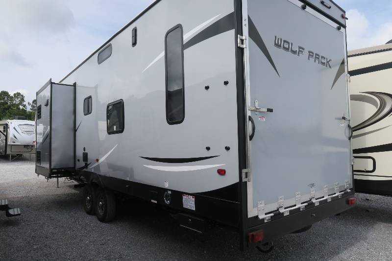 NEW 2018 FOREST RIVER WOLF PACK 325PACK13 - Overview | Berryland Campers