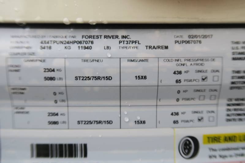 NEW 2017 PALOMINO PUMA 37PFL - Overview | Berryland Campers