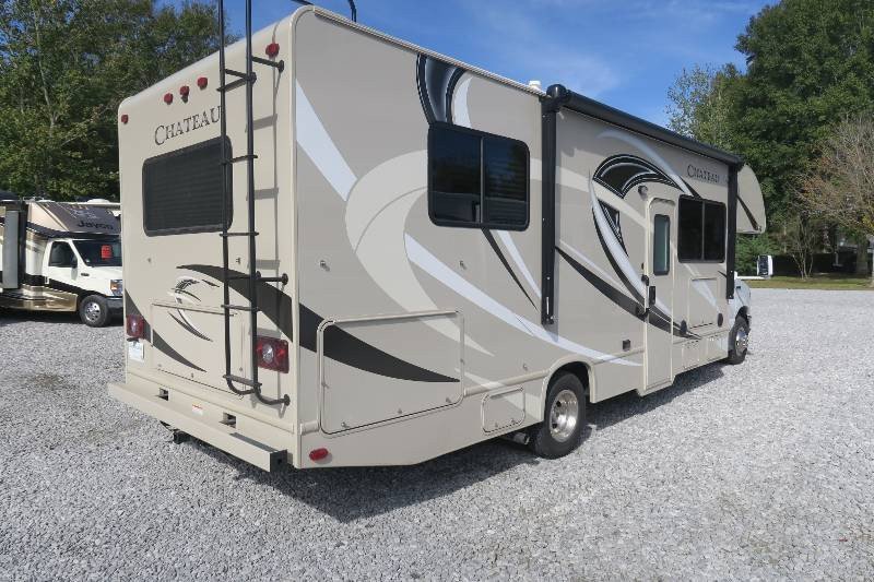 NEW 2017 THOR CHATEAU 28Z - Overview | Berryland Campers