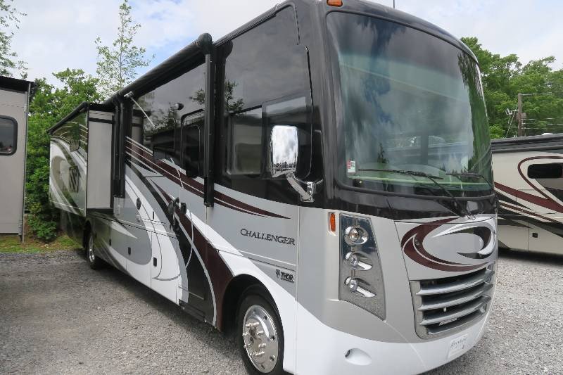 NEW 2017 THOR CHALLENGER 37TB - Overview | Berryland Campers