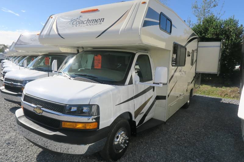 NEW 2017 COACHMEN FREELANDER 26RS - Overview | Berryland Campers