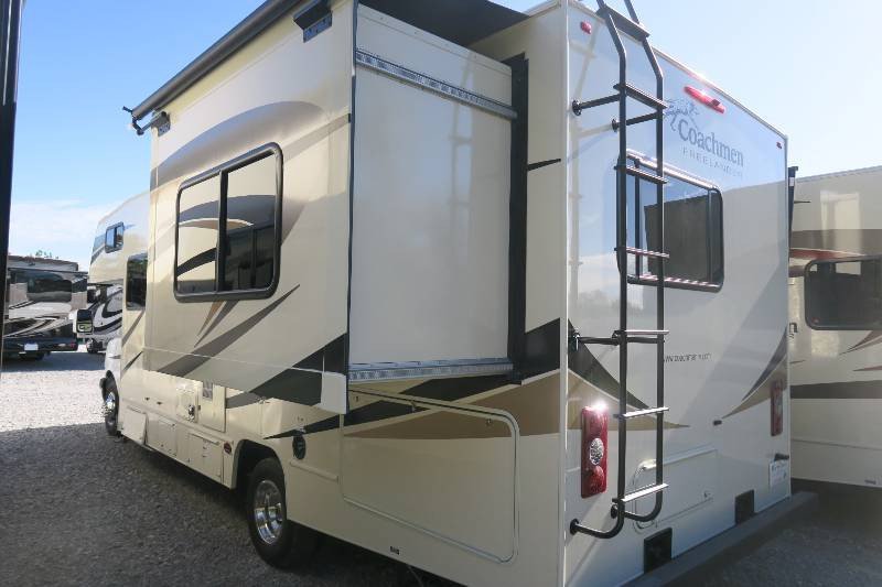 NEW 2017 COACHMEN FREELANDER 26RS - Overview | Berryland Campers