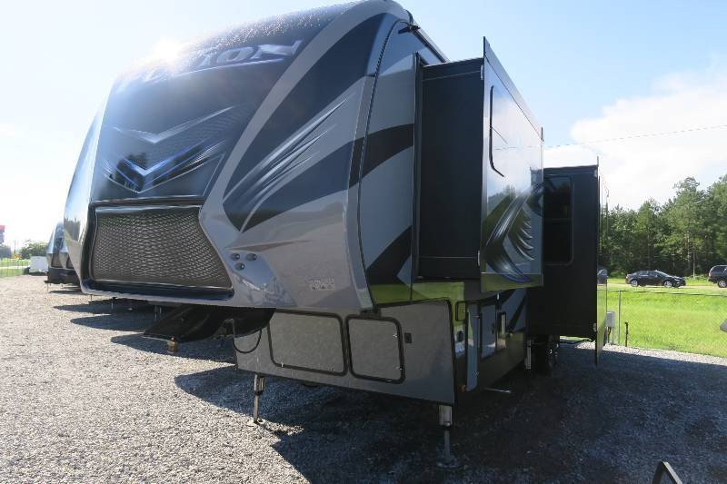 NEW 2017 KEYSTONE FUZION 325 - Overview | Berryland Campers