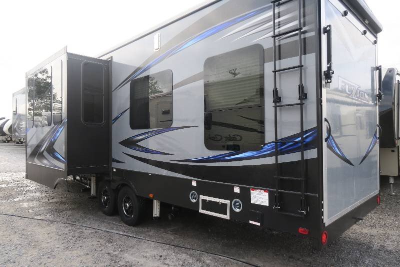 NEW 2017 KEYSTONE FUZION 38417 - Overview | Berryland Campers