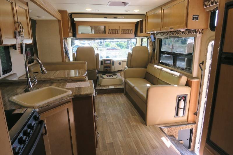 NEW 2017 THOR ACE 30.2 - Overview | Berryland Campers