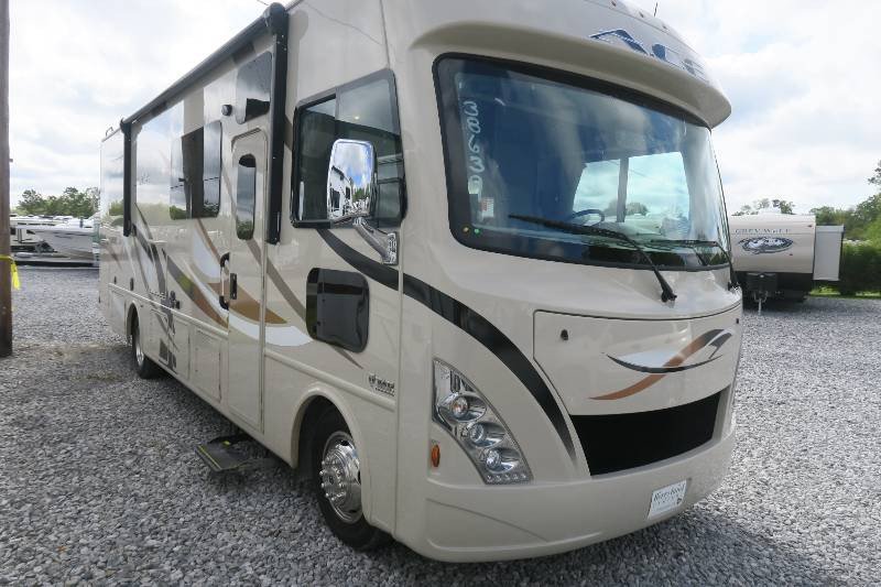 NEW 2017 THOR ACE 30.4 - Overview | Berryland Campers