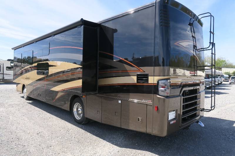 NEW 2017 FOREST RIVER LEGACY SR 38C - Overview | Berryland Campers