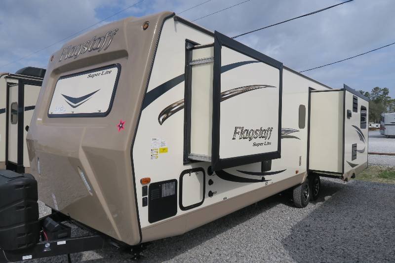NEW 2016 FOREST RIVER FLAGSTAFF 27RLWS - Overview | Berryland Campers