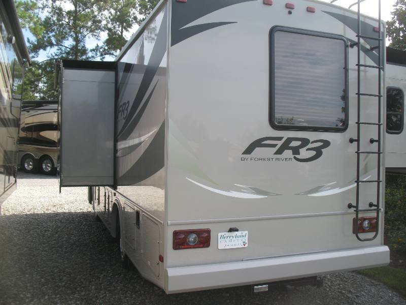 NEW 2016 FOREST RIVER FR3 25DS - Overview | Berryland Campers