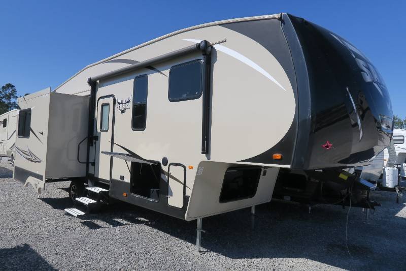 NEW 2016 FOREST RIVER SABRE 28RL - Overview | Berryland Campers