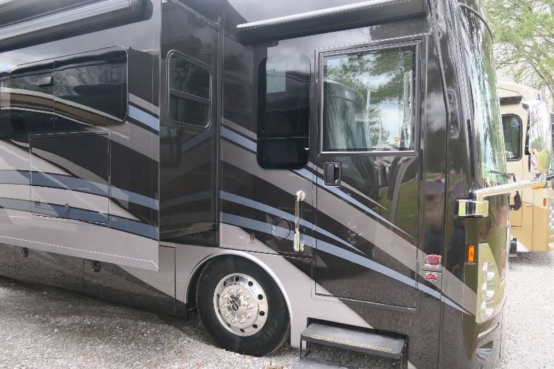 NEW 2016 THOR TUSCANY 42GX - Overview | Berryland Campers