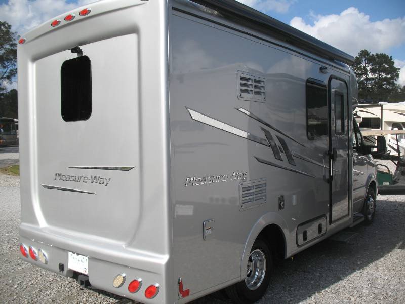 NEW 2016 PLEASURE WAY PLEASURE WAY PLATEAU XL - Overview | Berryland ...