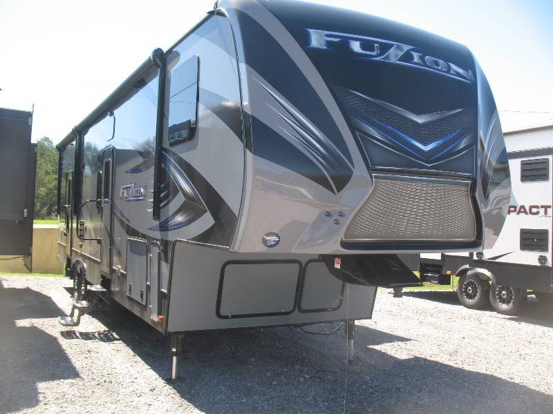NEW 2016 KEYSTONE FUZION 325 - Overview | Berryland Campers