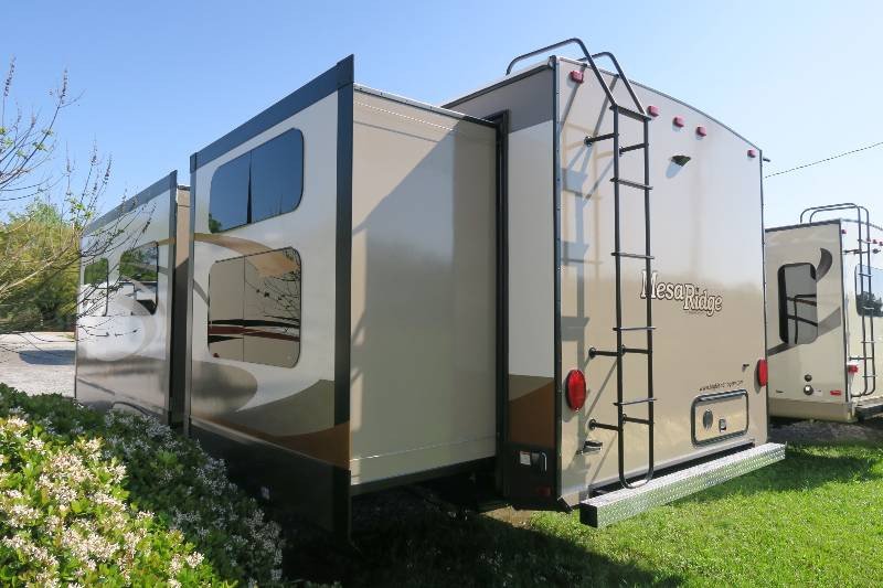 NEW 2016 OPEN RANGE MESA RIDGE 310BHS - Overview | Berryland Campers