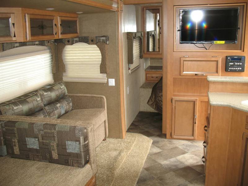 NEW 2015 PALOMINO PUMA 31BHSS - Overview | Berryland Campers