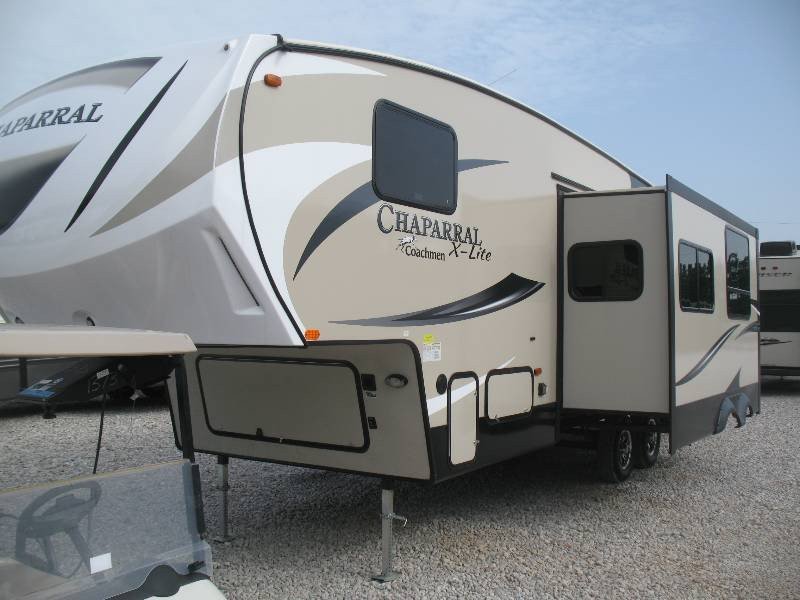 NEW 2015 COACHMEN CHAPARRAL 28BHS - Overview | Berryland Campers