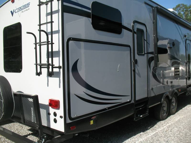 NEW 2015 FOREST RIVER V-CROSS 365VTSB - Overview | Berryland Campers
