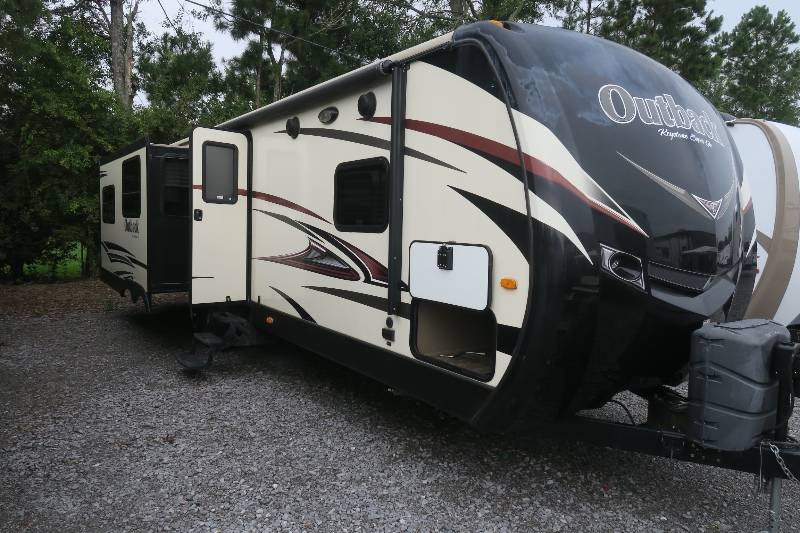 USED 2015 KEYSTONE OUTBACK 316RL - Overview | Berryland Campers