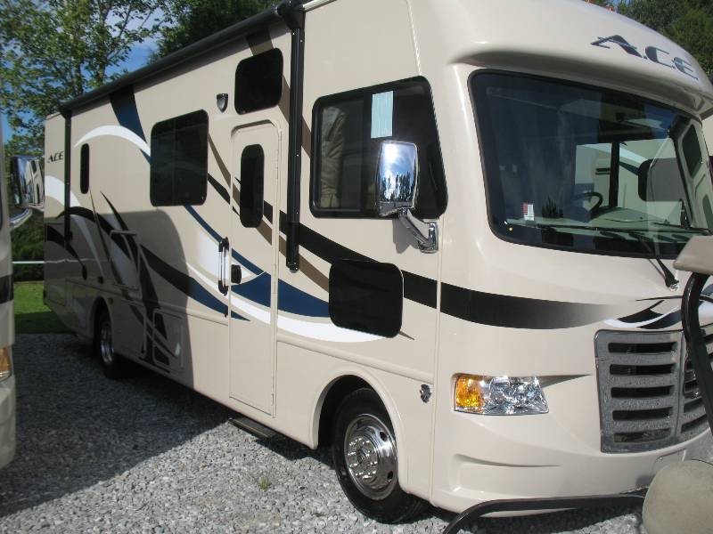 NEW 2015 THOR ACE 29.3 - Overview | Berryland Campers