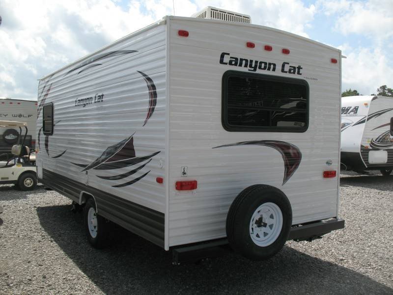 NEW 2015 PALOMINO CANYON CAT 17RDC - Overview | Berryland Campers