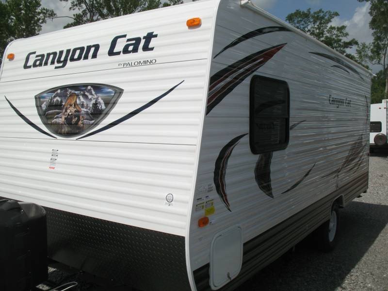 NEW 2015 PALOMINO CANYON CAT 17RDC - Overview | Berryland Campers