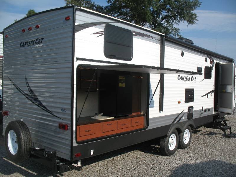 NEW 2015 PALOMINO CANYON CAT 30DBSC - Overview | Berryland Campers