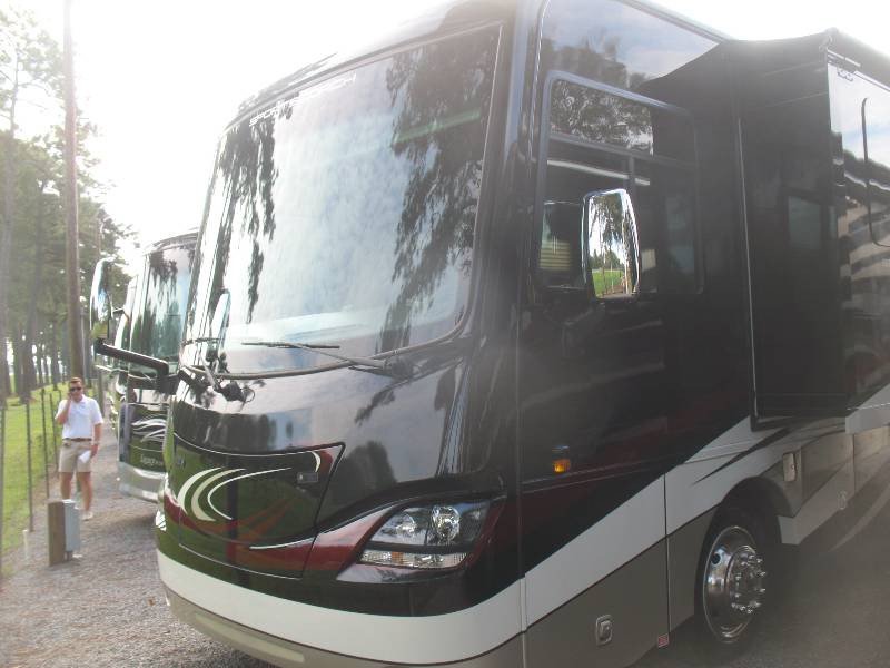 USED 2015 COACHMEN CROSS COUNTRY 361BH - Overview | Berryland Campers