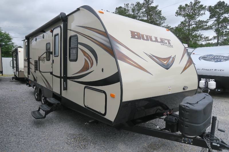 USED 2015 KEYSTONE BULLET 272BHS - Overview | Berryland Campers