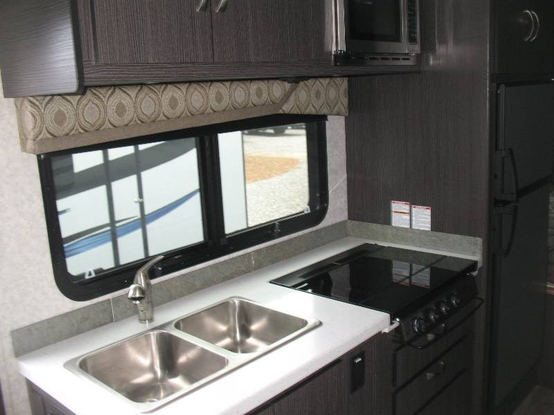 NEW 2015 DYNAMAX REV 24TB - Overview | Berryland Campers