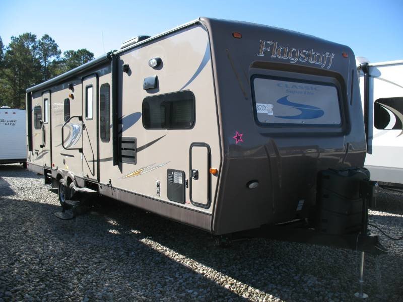 NEW 2014 FOREST RIVER FLAGSTAFF 831FKBSS - Overview | Berryland Campers