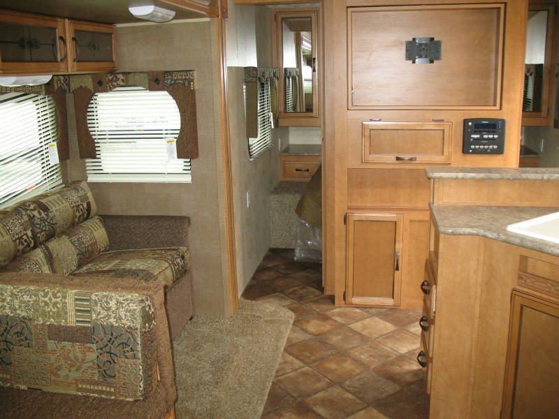 NEW 2014 PALOMINO PUMA 30DBSS - Overview | Berryland Campers