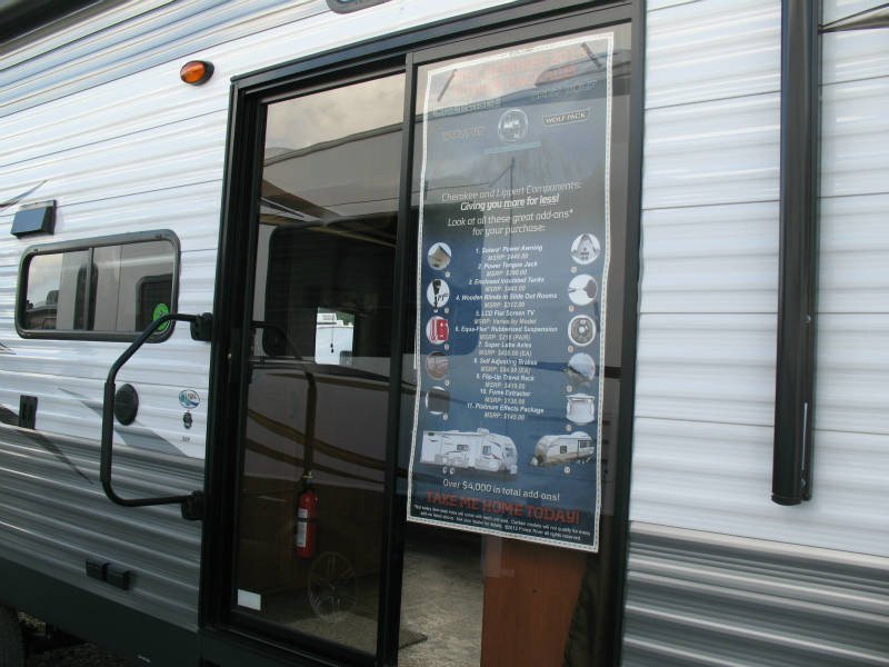 NEW 2014 FOREST RIVER CHEROKEE 39P - Overview | Berryland Campers