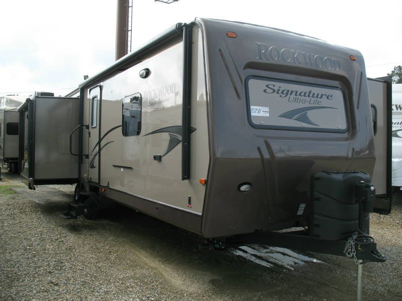 NEW 2014 FOREST RIVER ROCKWOOD 8329SS - Overview | Berryland Campers