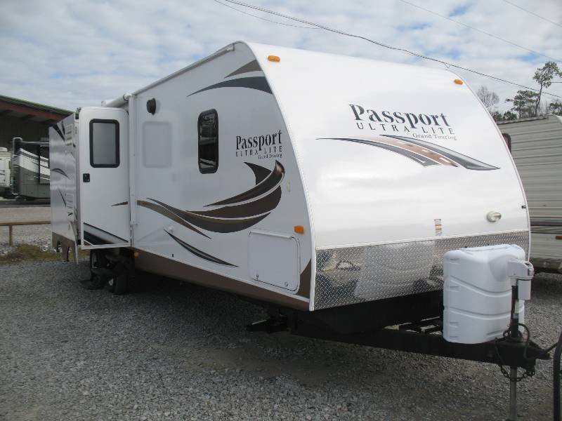 USED 2014 KEYSTONE PASSPORT 3320BH - Overview | Berryland Campers