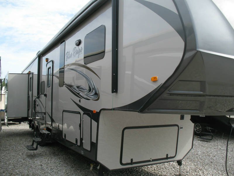 NEW 2014 FOREST RIVER BLUE RIDGE BY CARDINAL 3710BH - Overview ...