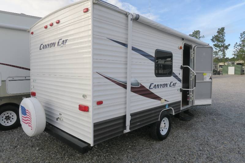 USED 2014 PALOMINO CANYON CAT 18FBC - Overview | Berryland Campers