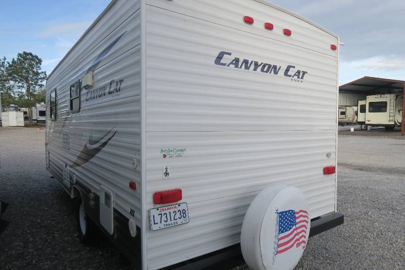 USED 2014 PALOMINO CANYON CAT 18FBC - Overview | Berryland Campers