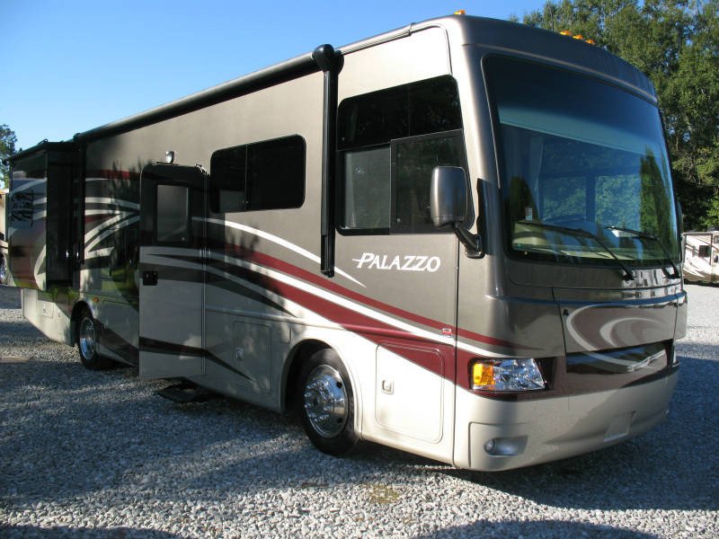 NEW 2014 THOR PALAZZO 33.3 - Overview | Berryland Campers