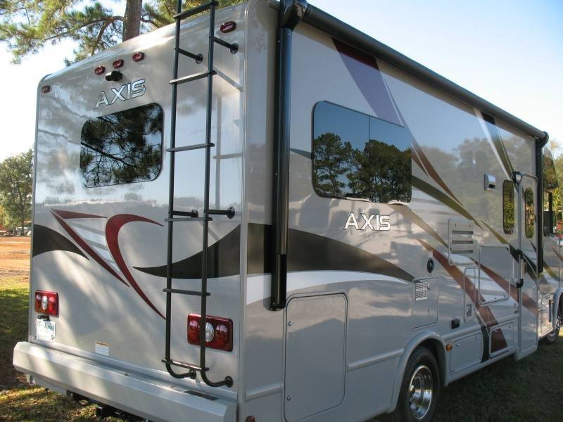 NEW 2014 THOR AXIS 24.1 - Overview | Berryland Campers