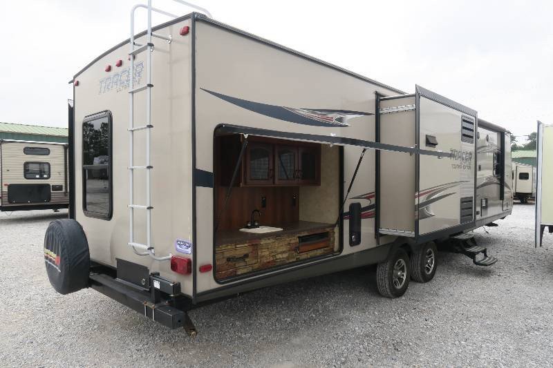 USED 2014 PRIME TIME TRACER 3200BHT - Overview | Berryland Campers