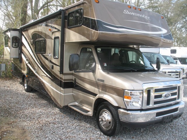 NEW 2013 FOREST RIVER SUNSEEKER 3010DS - Overview | Berryland Campers