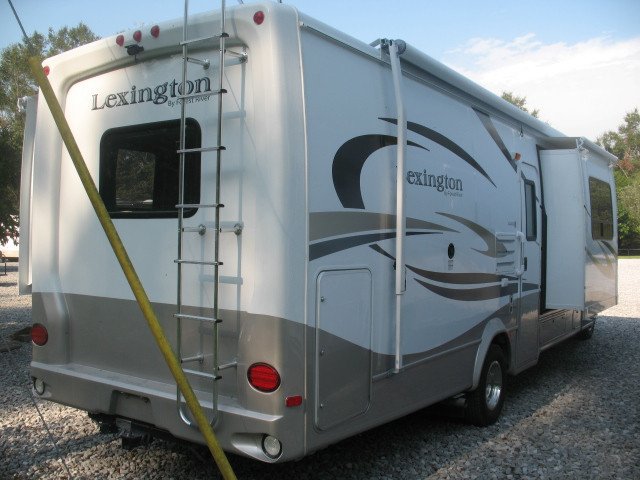 NEW 2013 FOREST RIVER LEXINGTON 283TS - Overview | Berryland Campers