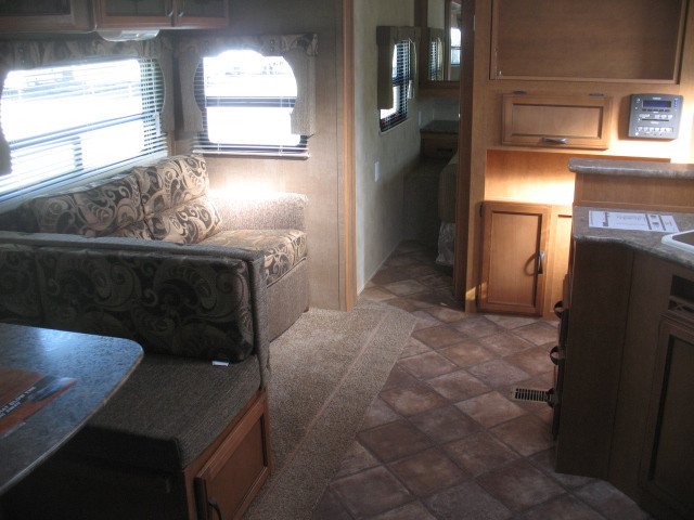 NEW 2013 PALOMINO PUMA 28DSBS - Overview | Berryland Campers