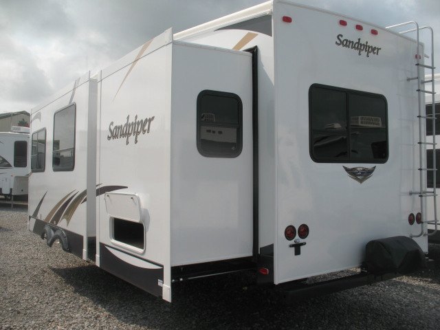 NEW 2013 FOREST RIVER SANDPIPER 32QBBS - Overview | Berryland Campers