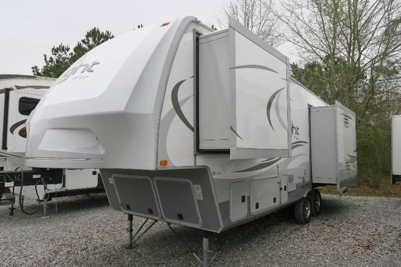 USED 2013 OPEN RANGE OPEN RANGE 297RLS - Overview | Berryland Campers