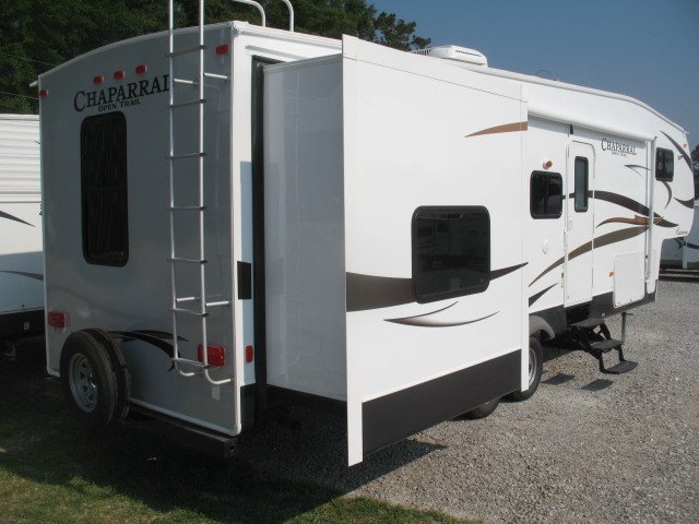 NEW 2013 COACHMEN CHAPARRAL 28BHS - Overview | Berryland Campers