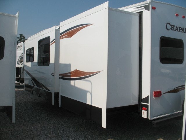 NEW 2013 COACHMEN CHAPARRAL 345BHS - Overview | Berryland Campers