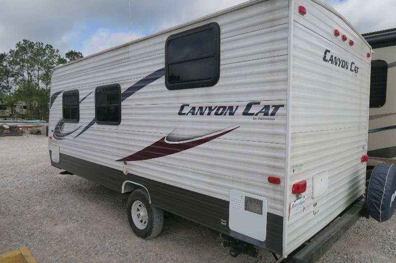 USED 2013 PALOMINO CANYON CAT 17QBC - Overview | Berryland Campers