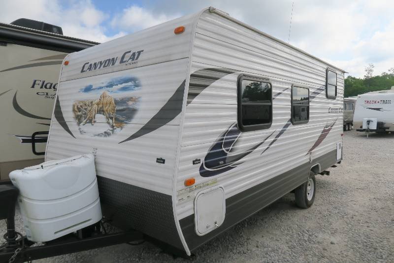 USED 2013 PALOMINO CANYON CAT 17QBC - Overview | Berryland Campers